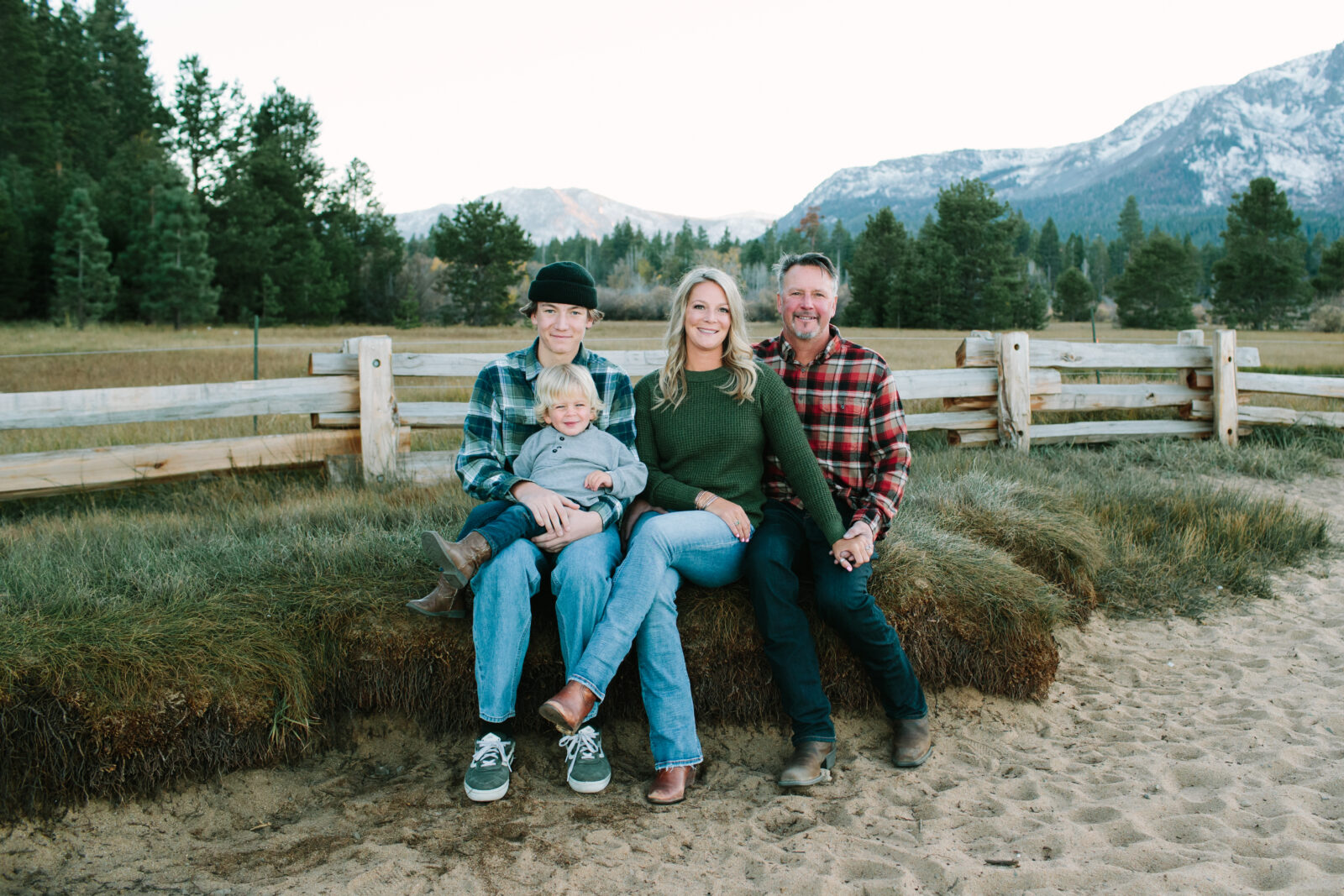 Wigart Family Portraits in South Lake Tahoe · Courtney Aaron